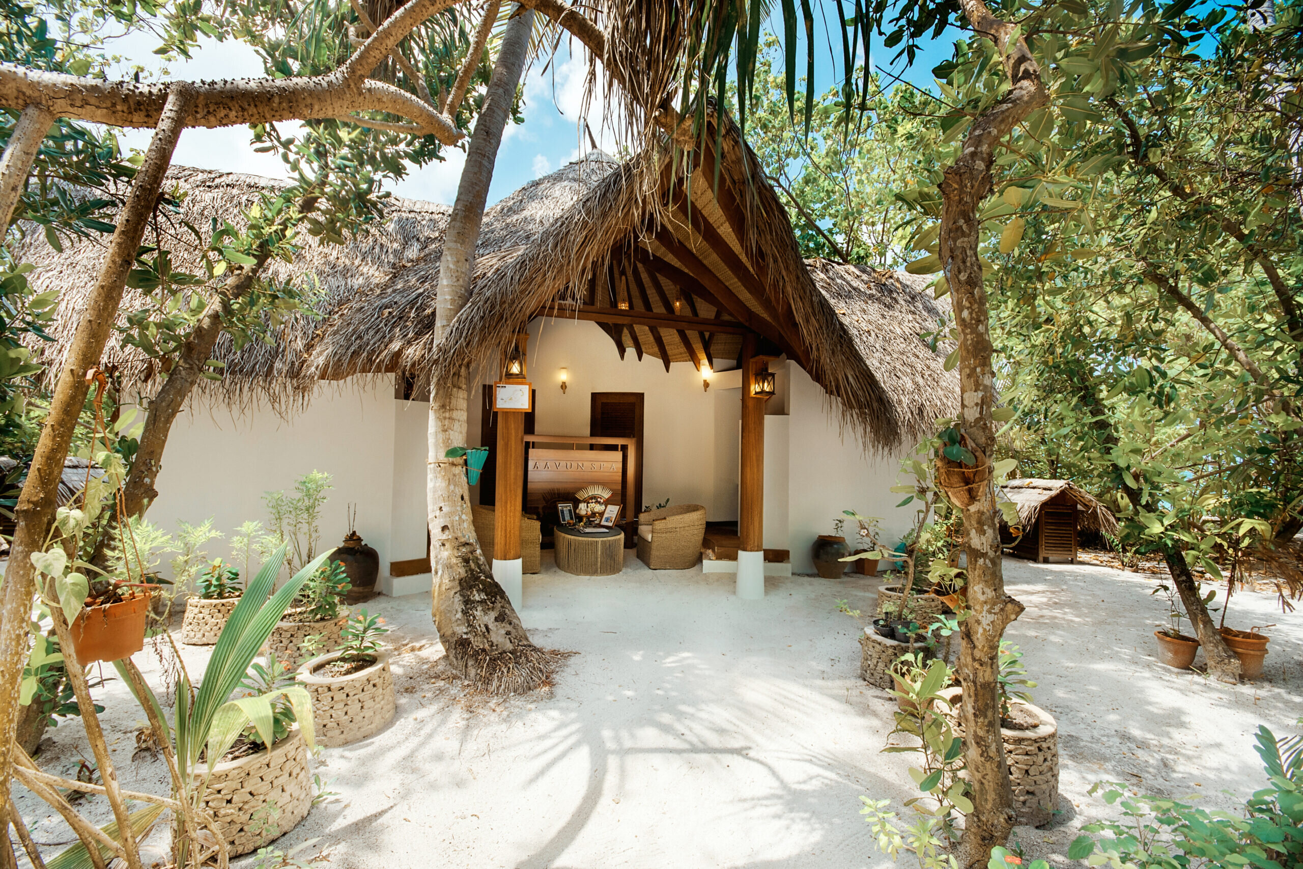Makunudu - Coral Tree - Maldives Family Holidays